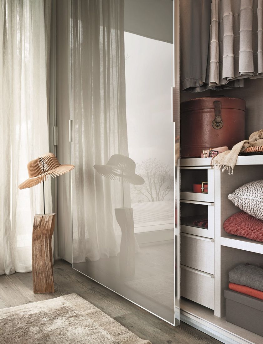 Wardrobe with sliding doors custom FINA By Lema