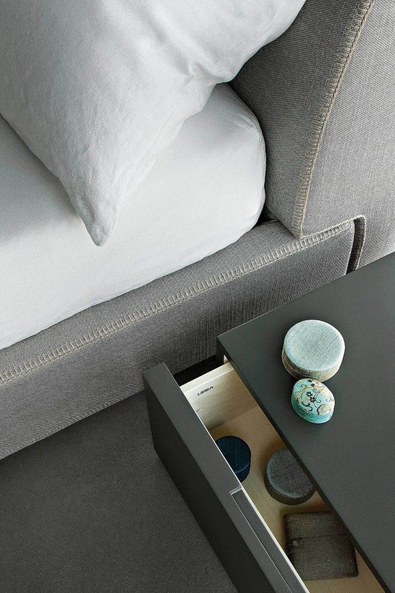 FLIN Wooden bedside table with drawers By Lema | design Officinadesign Lema