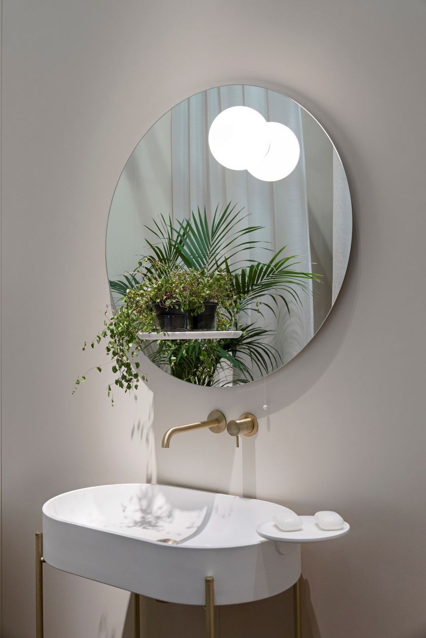 Round wall-mounted bathroom mirror FLOAT By Ex.t design Samuel Wilkinson