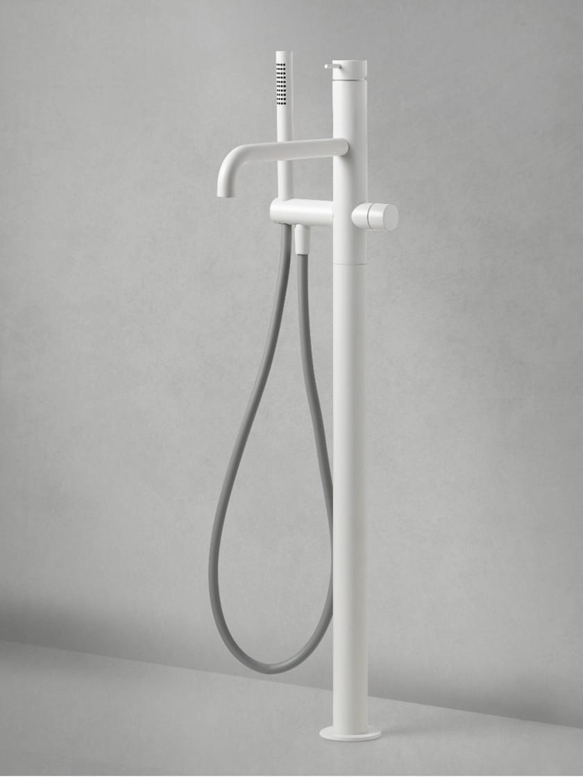 FLOW T1.33 | Bathtub tap Floor standing chromed brass bathtub tap By ...