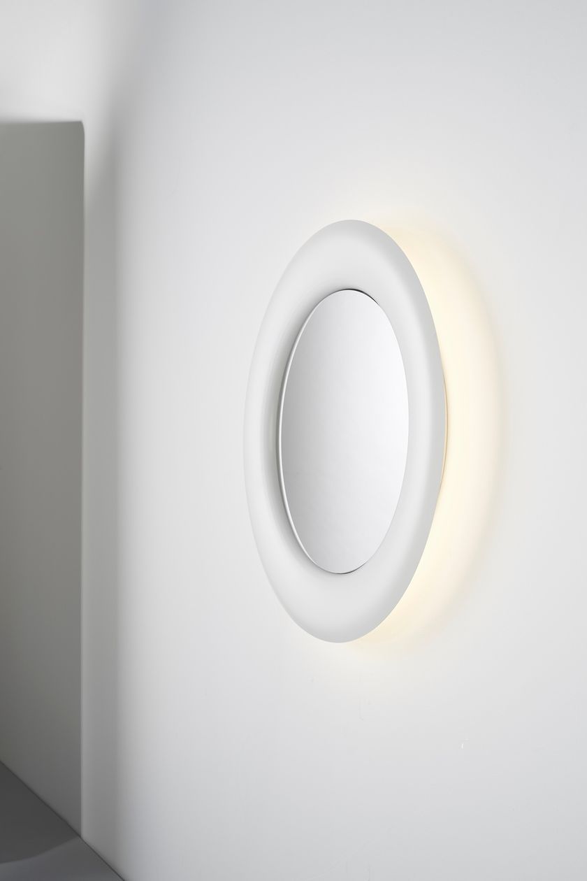 FLOW Mirror with integrated lighting By ZAVA | design Valerio Cometti