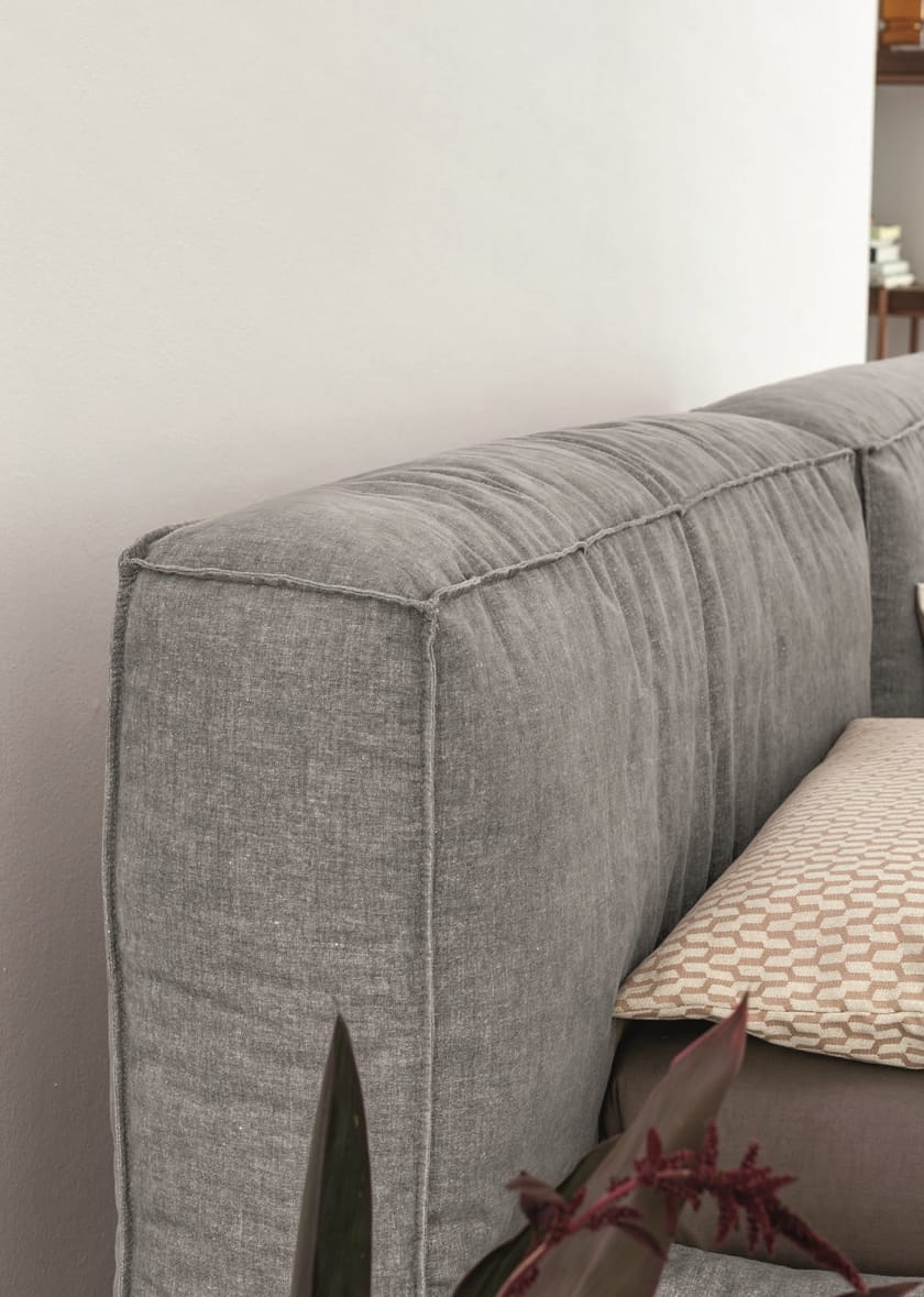 FLUFF Bed By Bonaldo | design Mauro Lipparini
