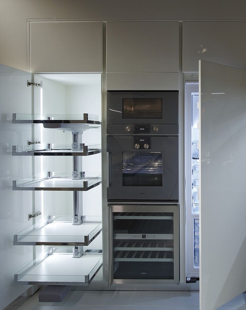 FLY | Oak kitchen By RIFRA