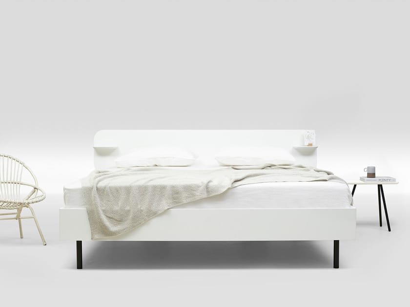 Lacquered MDF double bed FRAME LACQUERED TYPE 1 By Loof