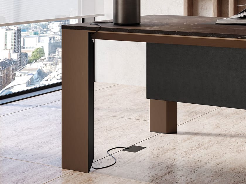 ONO Rectangular sectional aluminium office desk By FREZZA