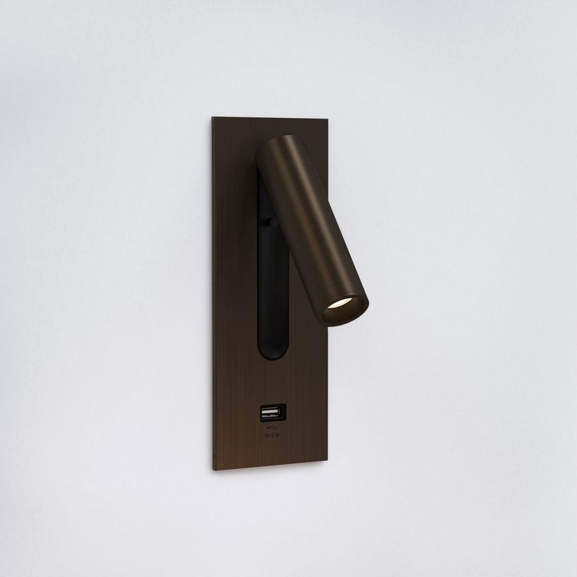 FUSE 3 | Reading lamp with USB By Astro Lighting