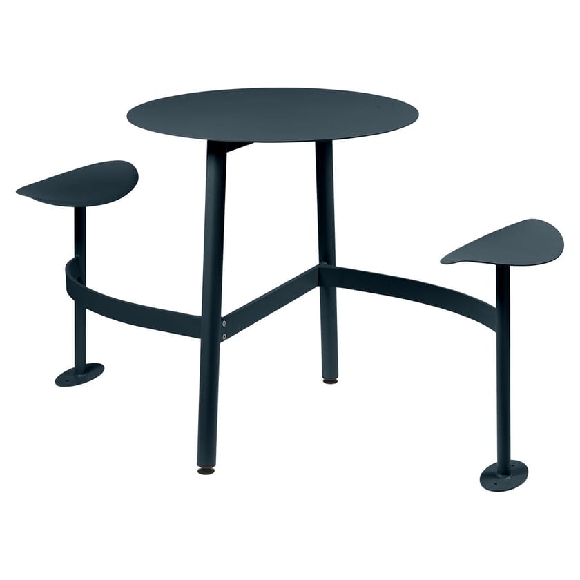 BOLDER Monoblock canteen table By Fermob