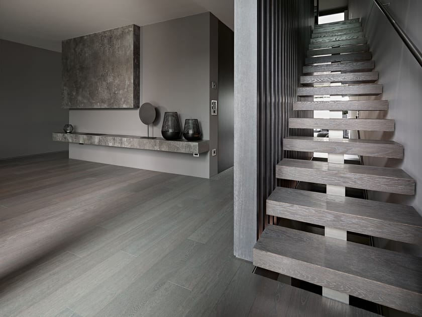 STAIR WITH BOXED TREAD Three-crossed-layers wooden covering By Fiemme ...