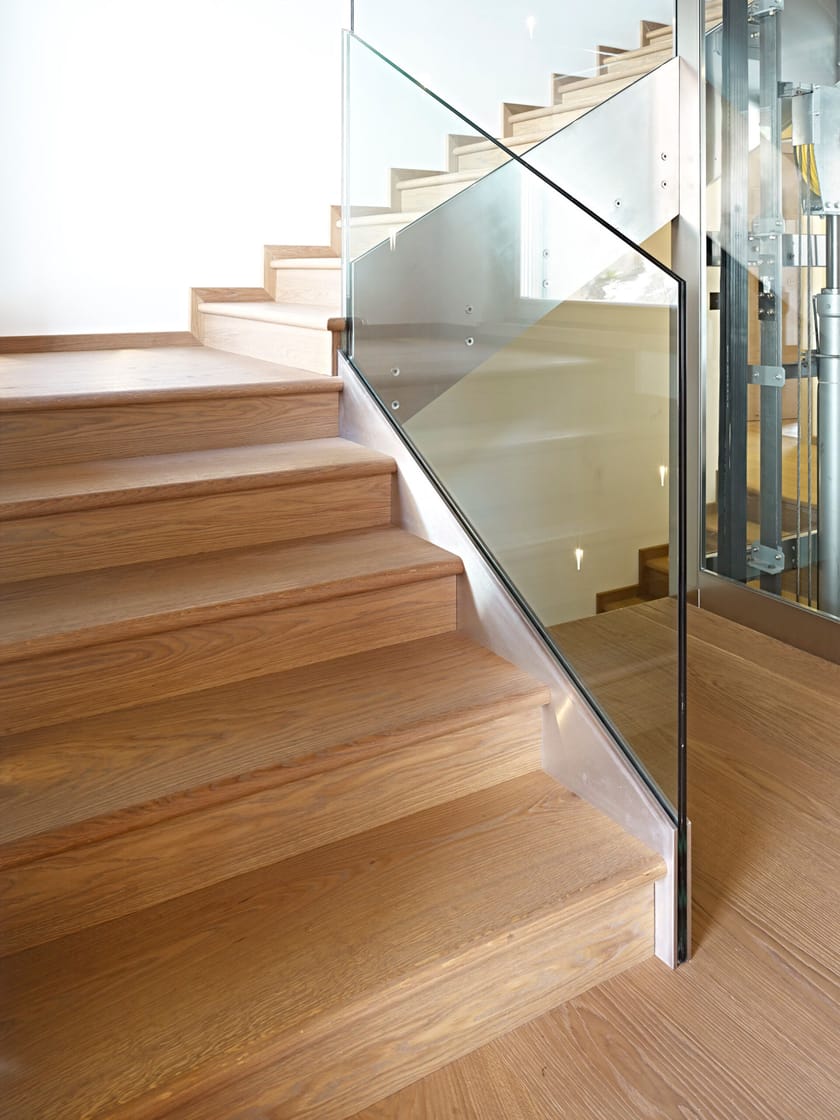 STAIR WITH ROUND NOSING Three-crossed-layers wooden covering By Fiemme ...