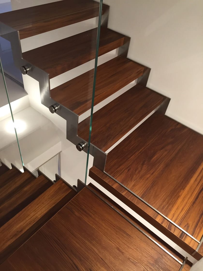 STAIR WITH SELF-SUPPORTING TREAD Three-crossed-layers wooden covering ...