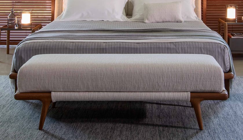 GAUDÍ Upholstered bench By Flou | design Matteo Nunziati