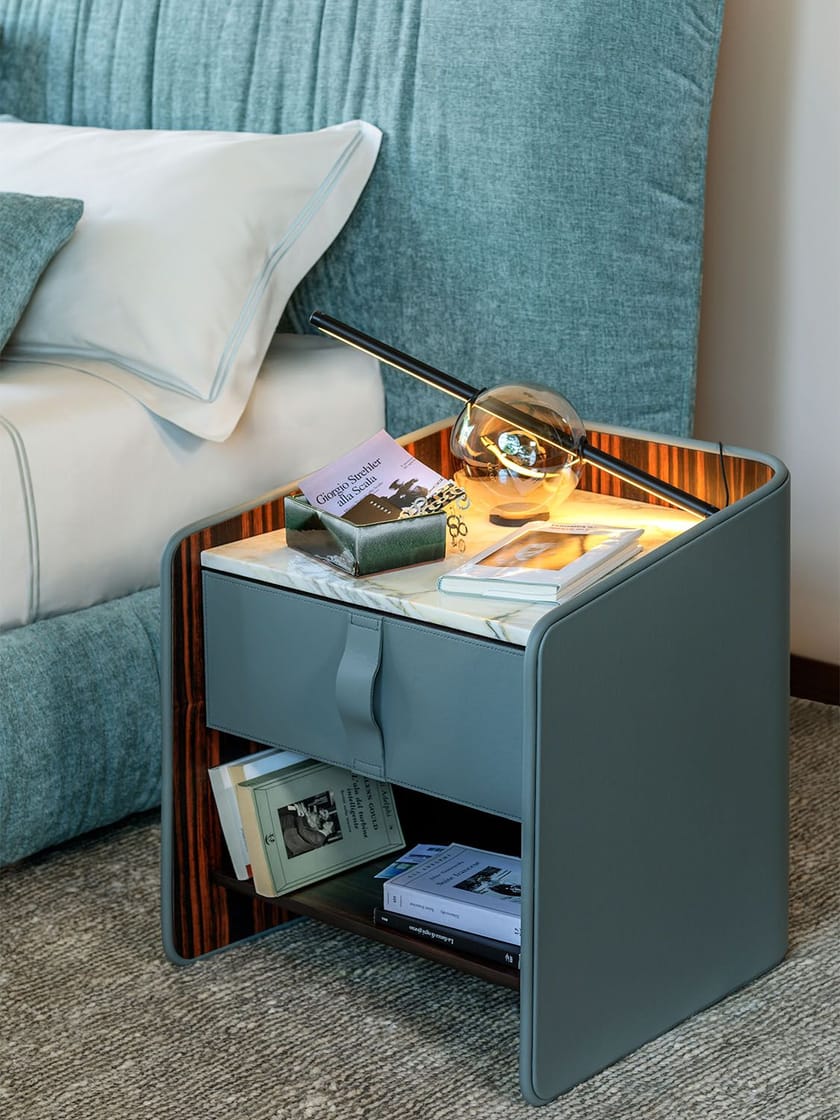 GENTLEMAN Rectangular leather bedside table By Flou