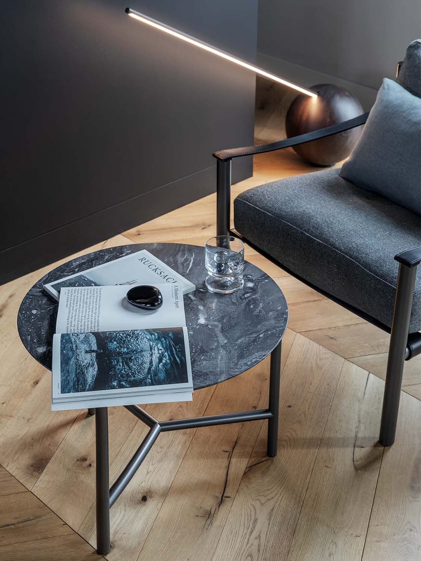 IKO Easy chair with armrests By Flou