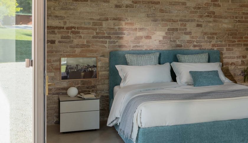 JUTA 床头柜 By Flou