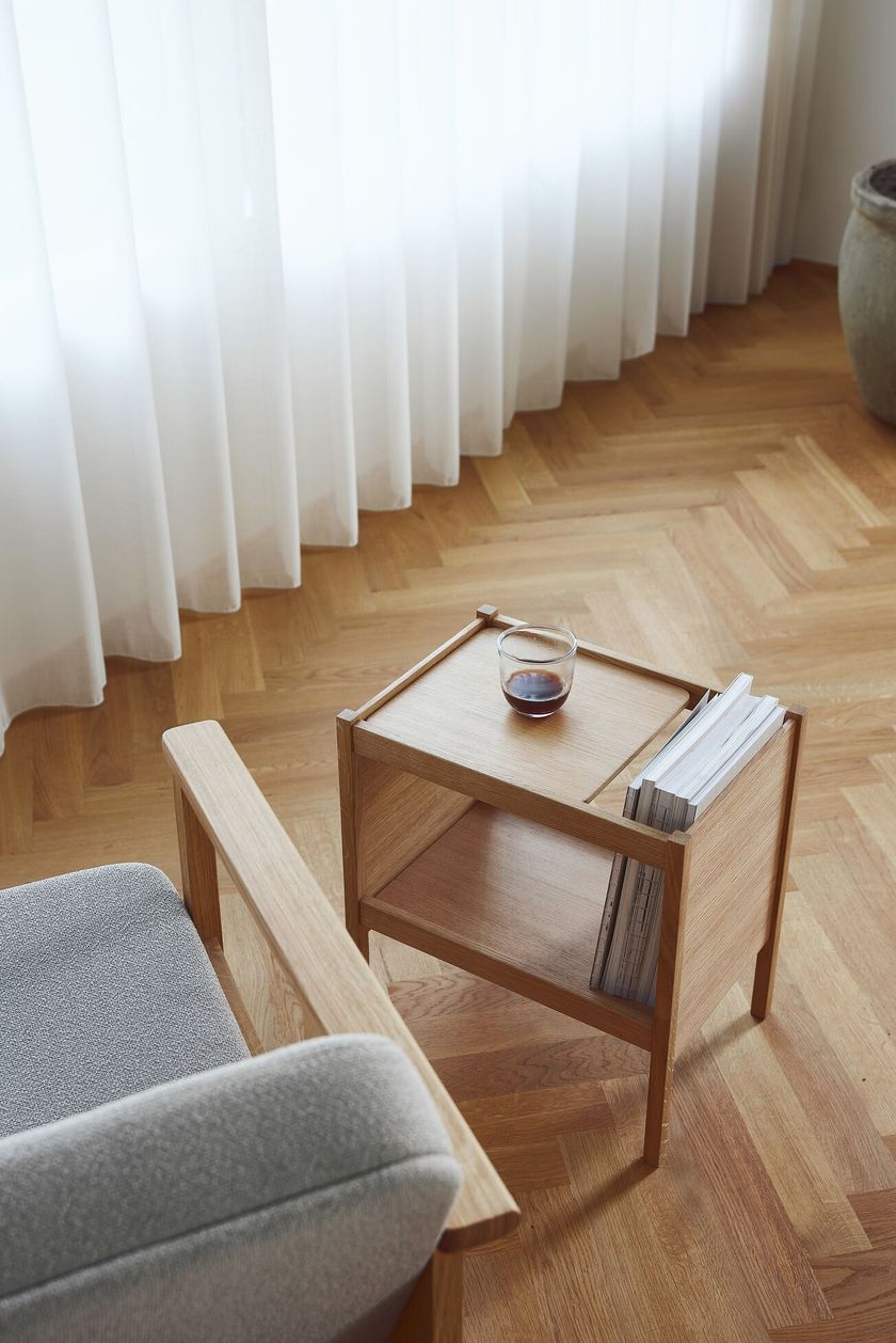 JOURNAL Coffee table By Form & Refine