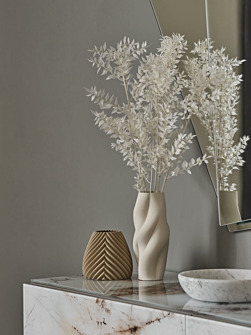PLEATS Porcelain vase By Fornice Objects