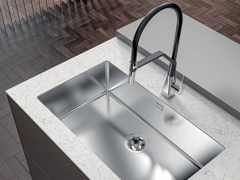 PHANTOM 710 Sink By Foster