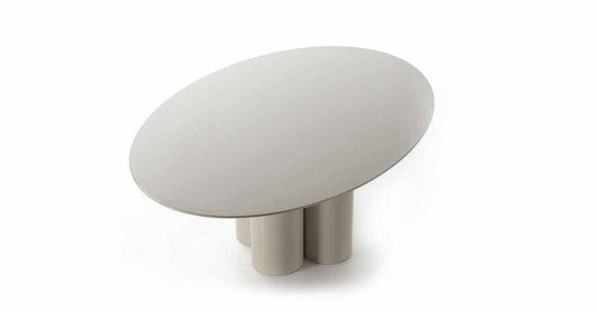 ELLY Table By Frigerio | design Gabriele & Oscar Buratti