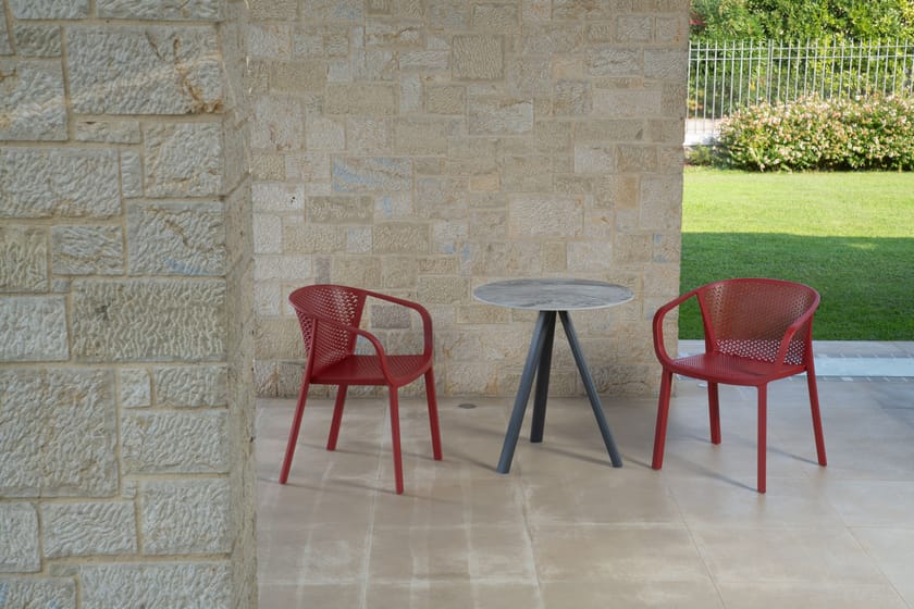 NORMAN 3-POD Round Compactop® table By GABER | design Forsix