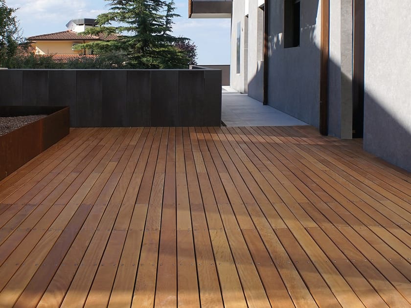 Decking in legno GARAPA By Ravaioli Legnami