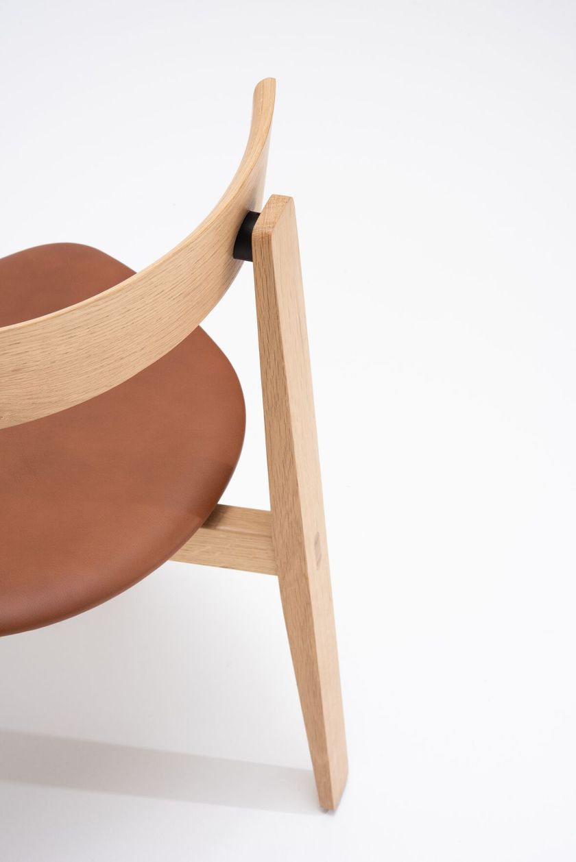 NORA Upholstered open back leather chair By GAZZDA | design Mustafa ...