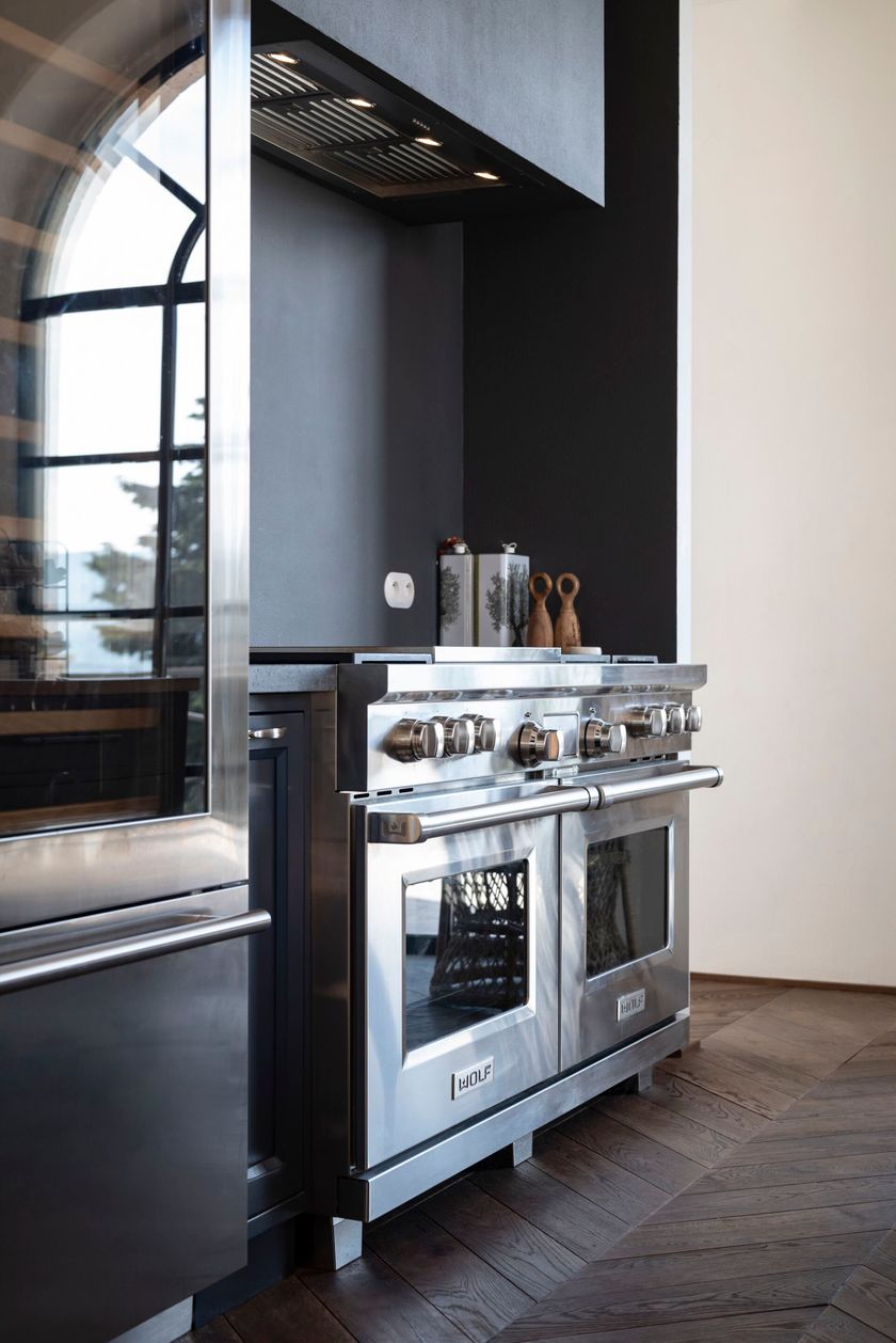 Kitchen 18 Custom kitchen with island By GH LAZZERINI