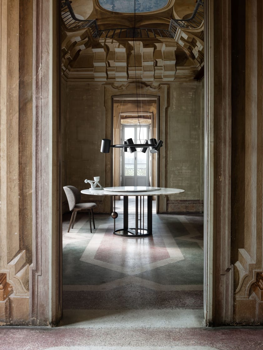 MERLINO Round marble table with brass structure By GHIDINI1961