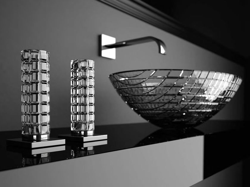 GLAMOROUS TUNING Deck-mounted crystal remote control tap By Glass ...
