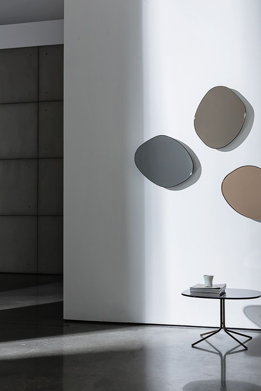 Wall-mounted mirror GOCCE DI RUGIADA By Sovet italia design Gianluigi ...