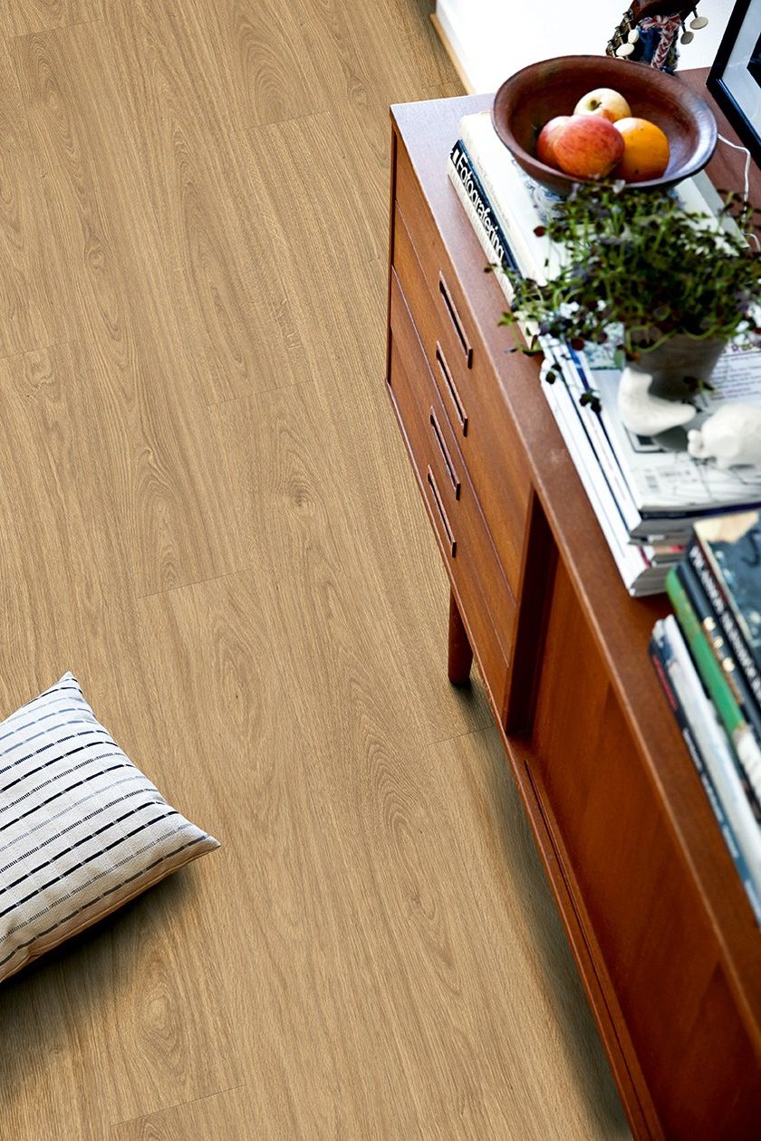 Vinyl flooring with wood effect GOLDEN NATURE OAK Classic Plank ...