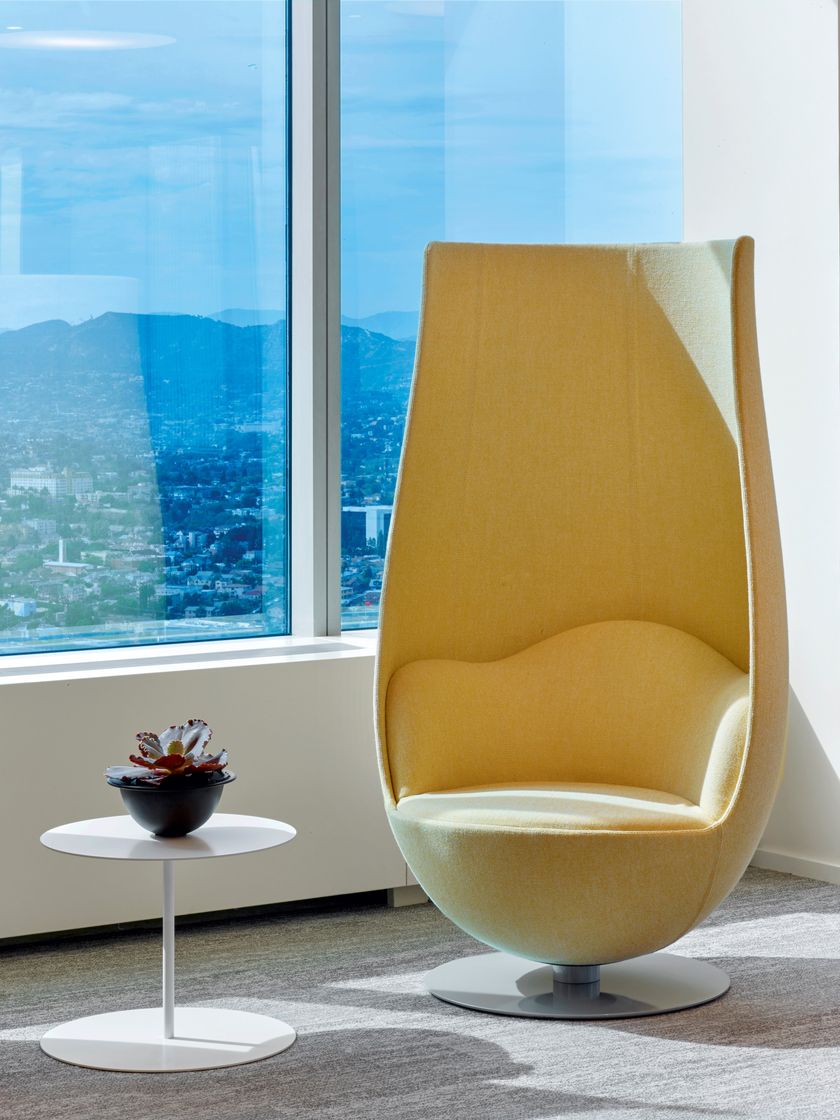 GONG tavolino By Cappellini design Giulio Cappellini