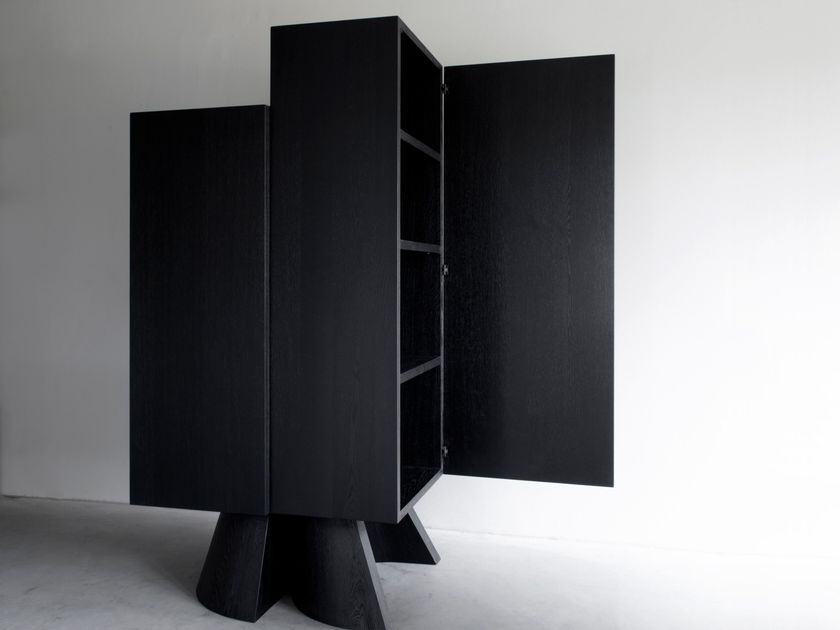 GOT | Highboard By Van Rossum design Andrea Tognon