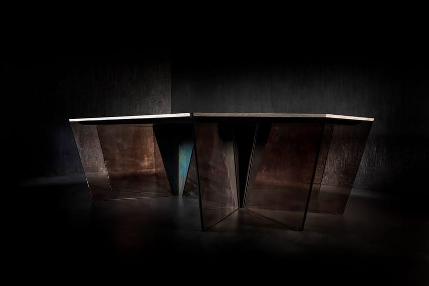 GOTHAM Table By Henge | design Ugo Cacciatori