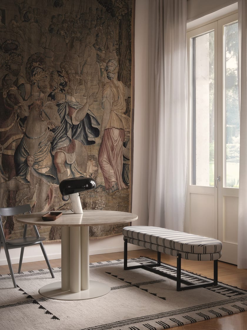 GOYA | Mesa de mármol By arflex