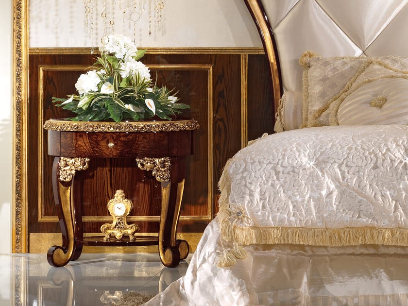 GRAND ROYAL | Oval bedside table Grand Royal Collection By A.R. Arredamenti