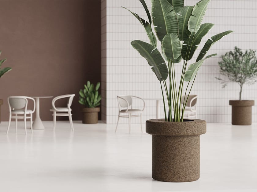 MARIO Vase By GREENMOOD