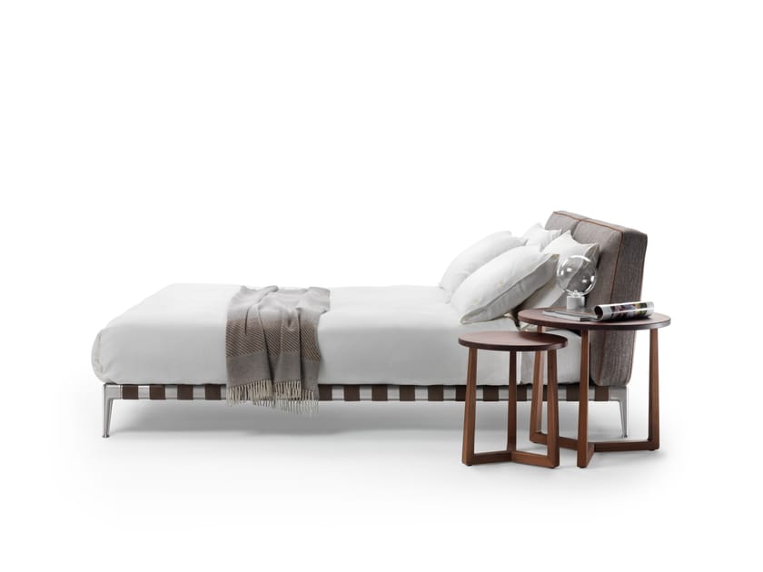 GREGORY Fabric double bed By Flexform | design Antonio Citterio