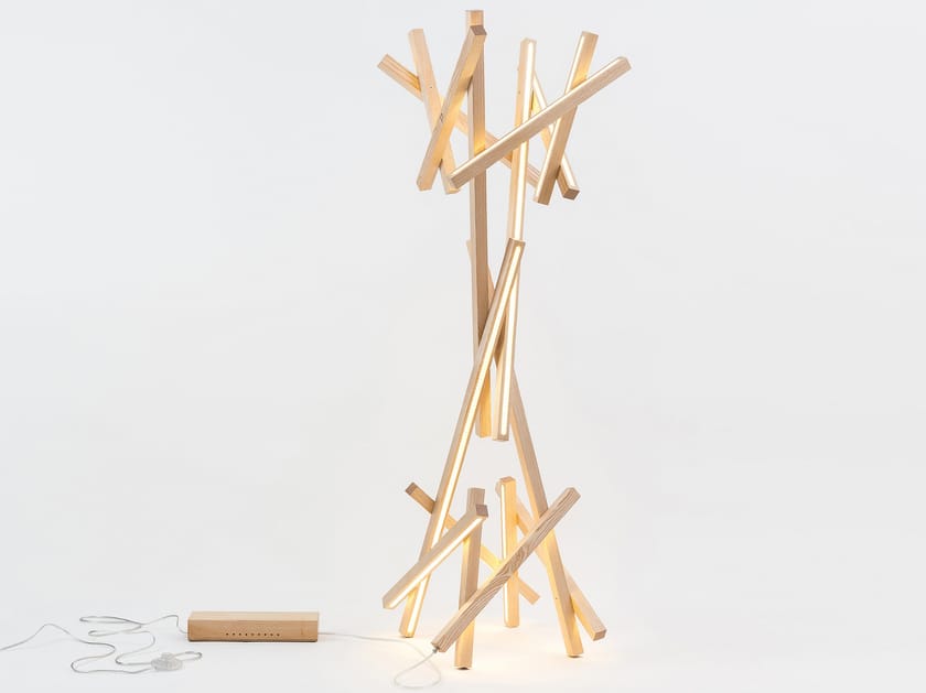LED wooden floor lamp GROOT By NEXT LEVEL DESIGN STUDIO