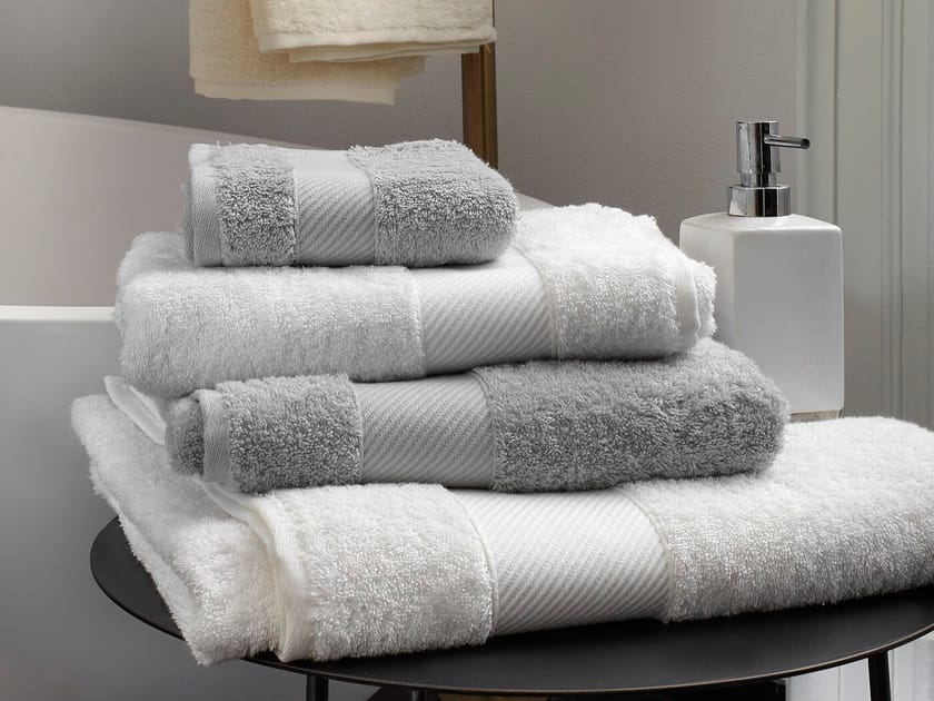 MILLE Bath towel By Gabel