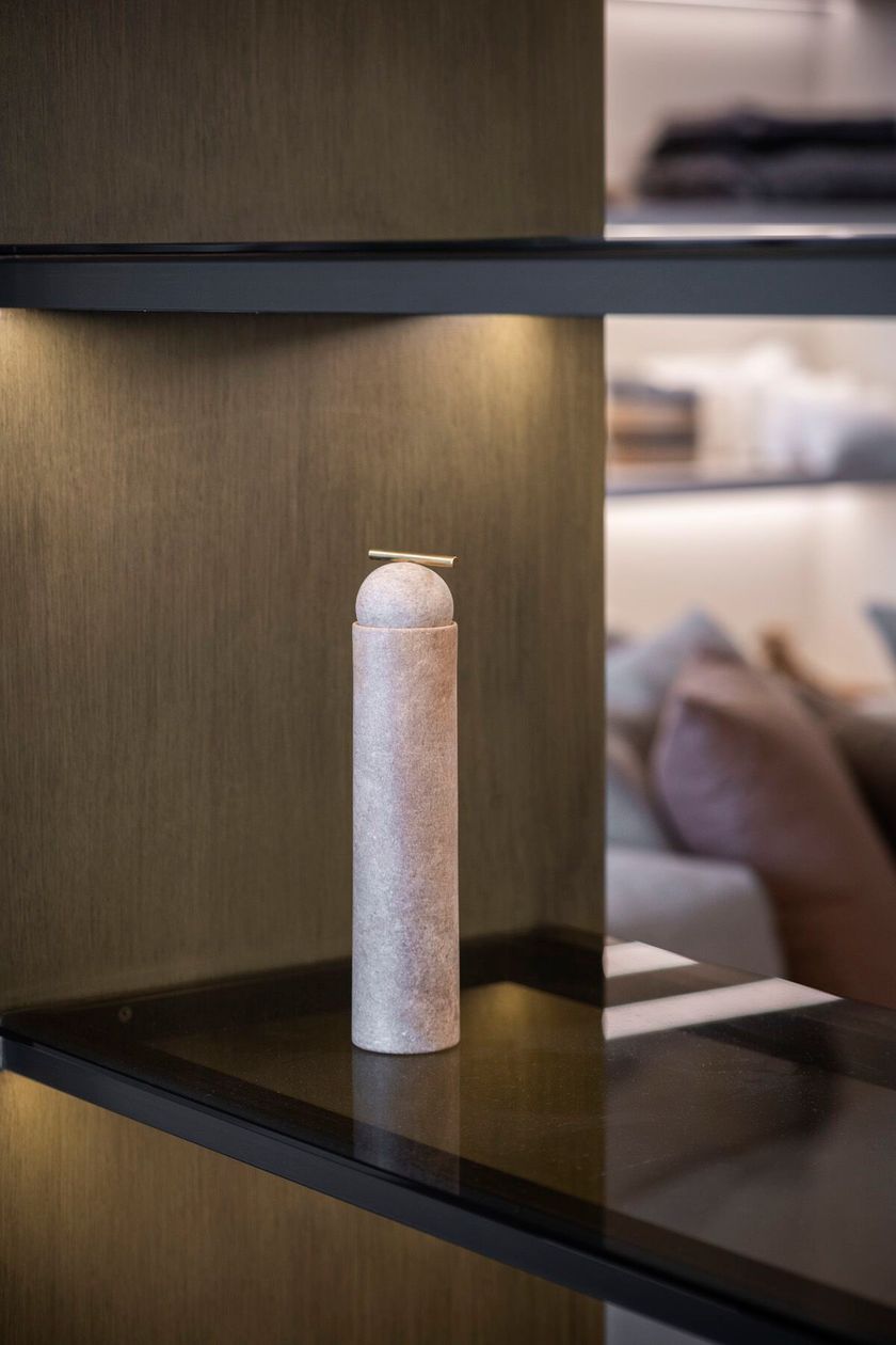 VASE AOI Soapstone vase By Gardeco Objects | design ALVA design studio