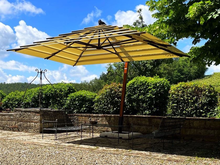 GIRASOLE IROKO Parasol orientable excentré en iroko By Gardenart