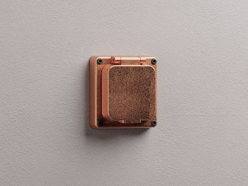 WALLPLATE OUTDOOR COPPER Plaque de finition By Genuit