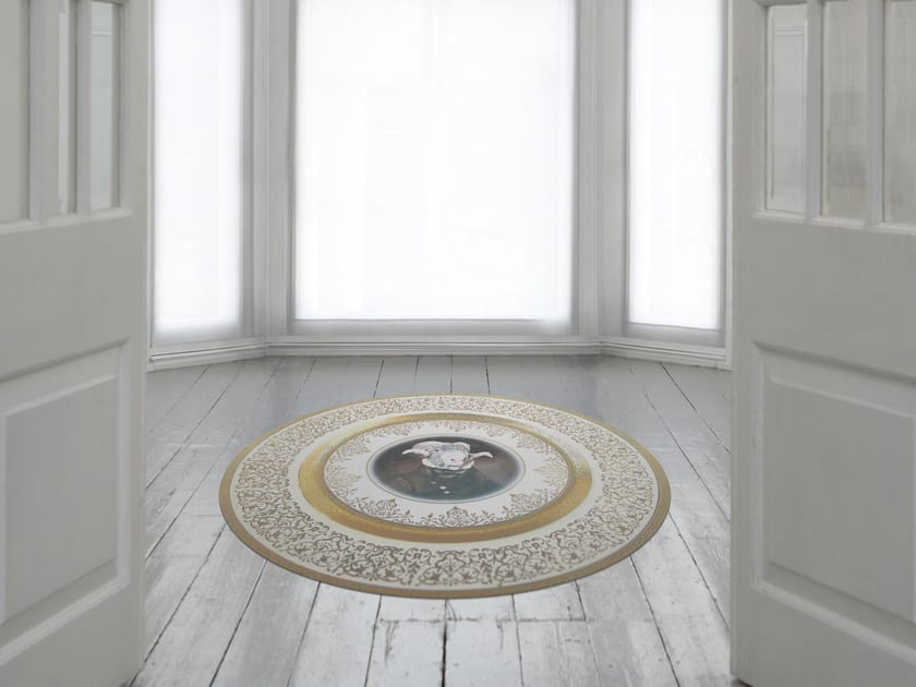 Round rug GEORGE ARIES ESQ. By Mineheart