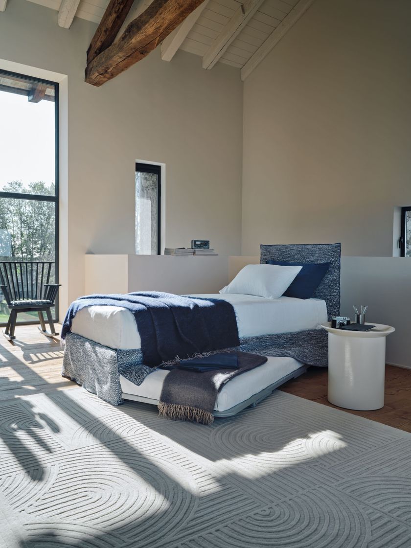 GHOST 82 S Single bed By Gervasoni | design Paola Navone