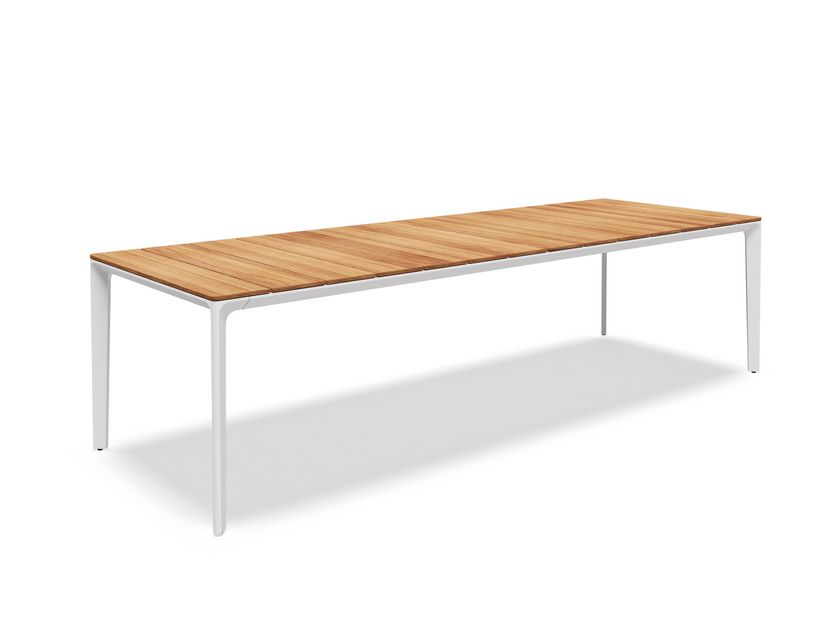 CARVER Table By Gloster