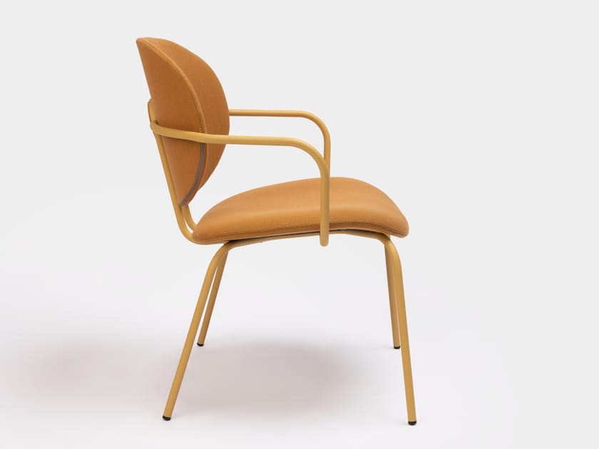 HARI XL | Chair with armrests Hari Collection By ONDARRETA design estudiHac