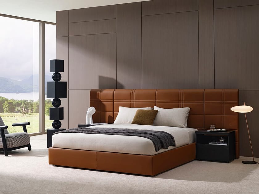 HIGH LINE Bed By HC28