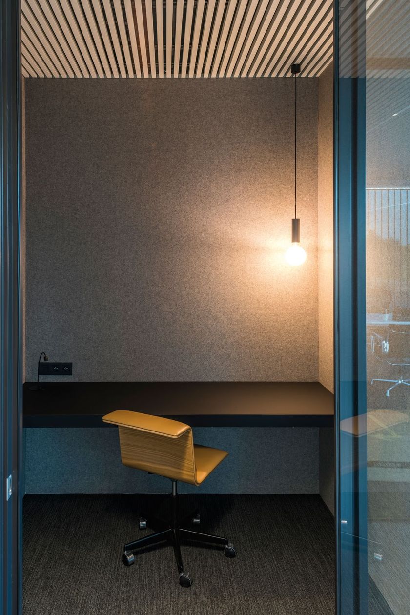 HEDRA C E27 Luminária pendente LED dimmable By Delta Light