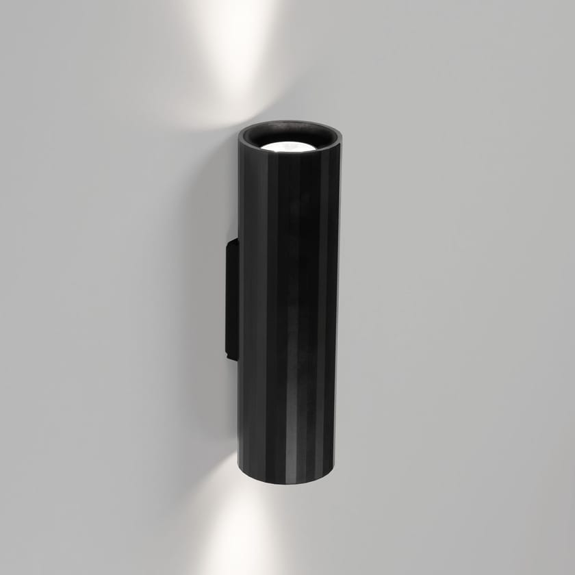 HEDRA W Hi wall light By Delta Light