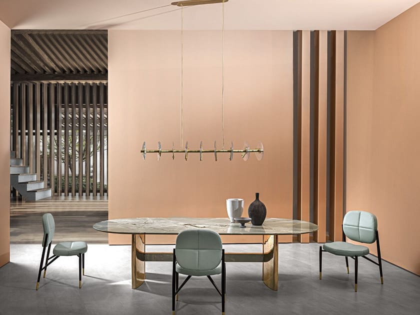 FYRA Leather chair By HESSENTIA | Cornelio Cappellini | design Luca Erba